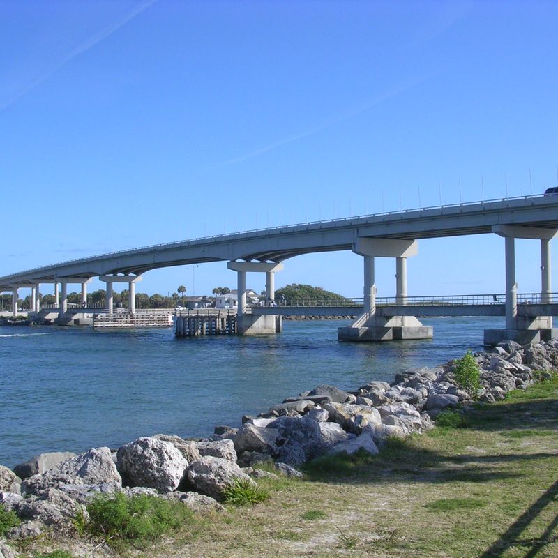 Sebastian Inlet Bridge - Deck arch bridge in Florida, United States.