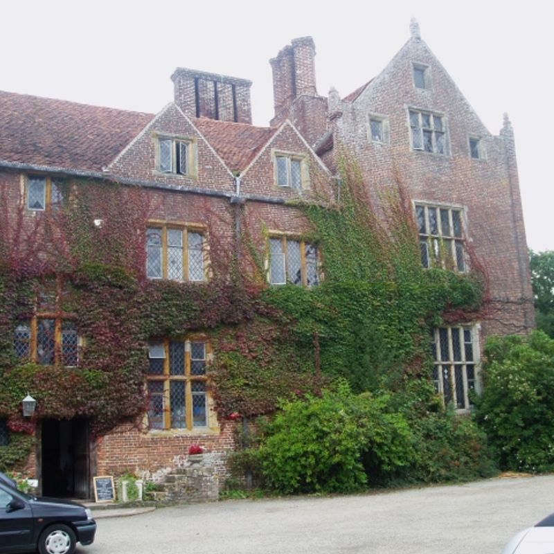 Bolebroke Castle - 15th-century hunting lodge in Hartfield, England